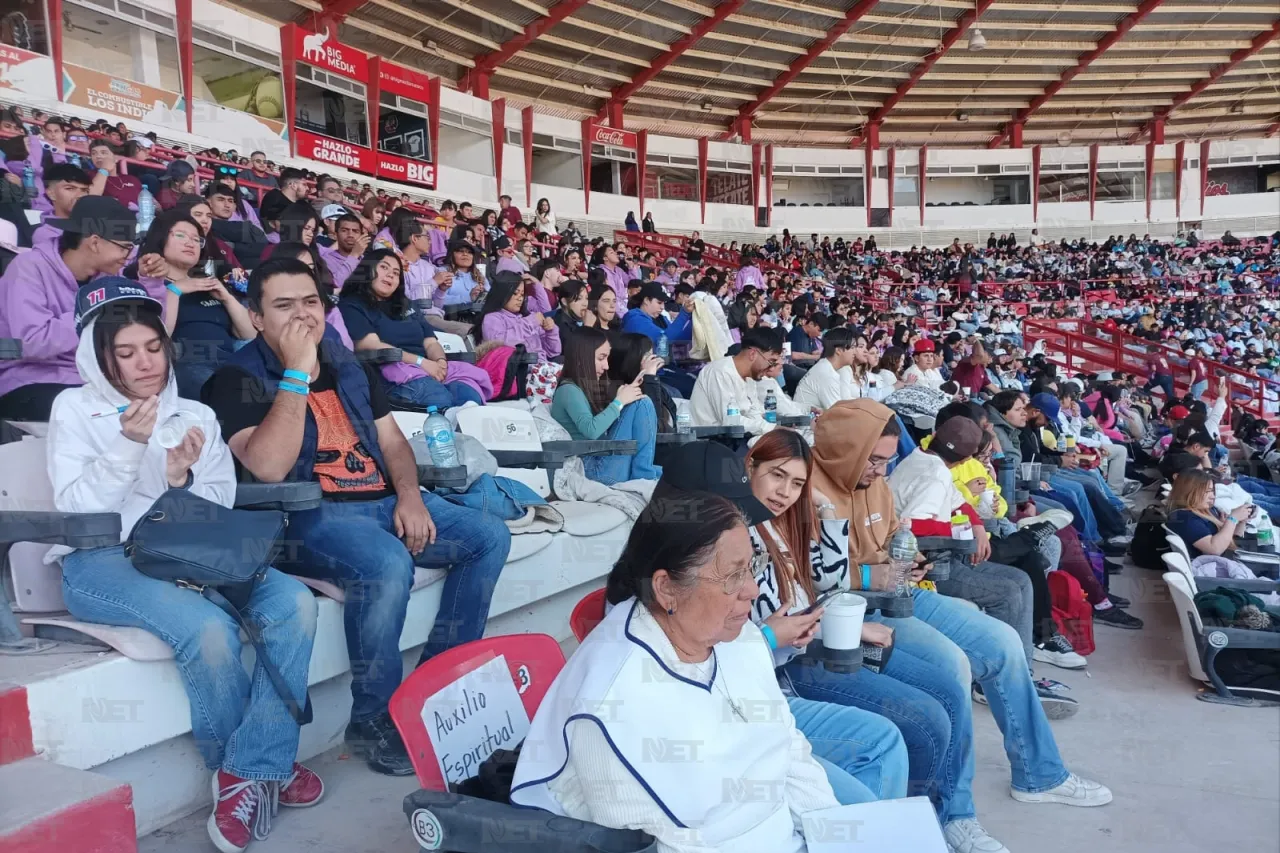 Reúne a más de 5 mil jóvenes el Congreso Católico de Renovación