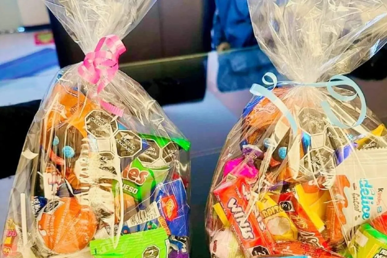 Reúnen dulces para repartir a niños en hospitales