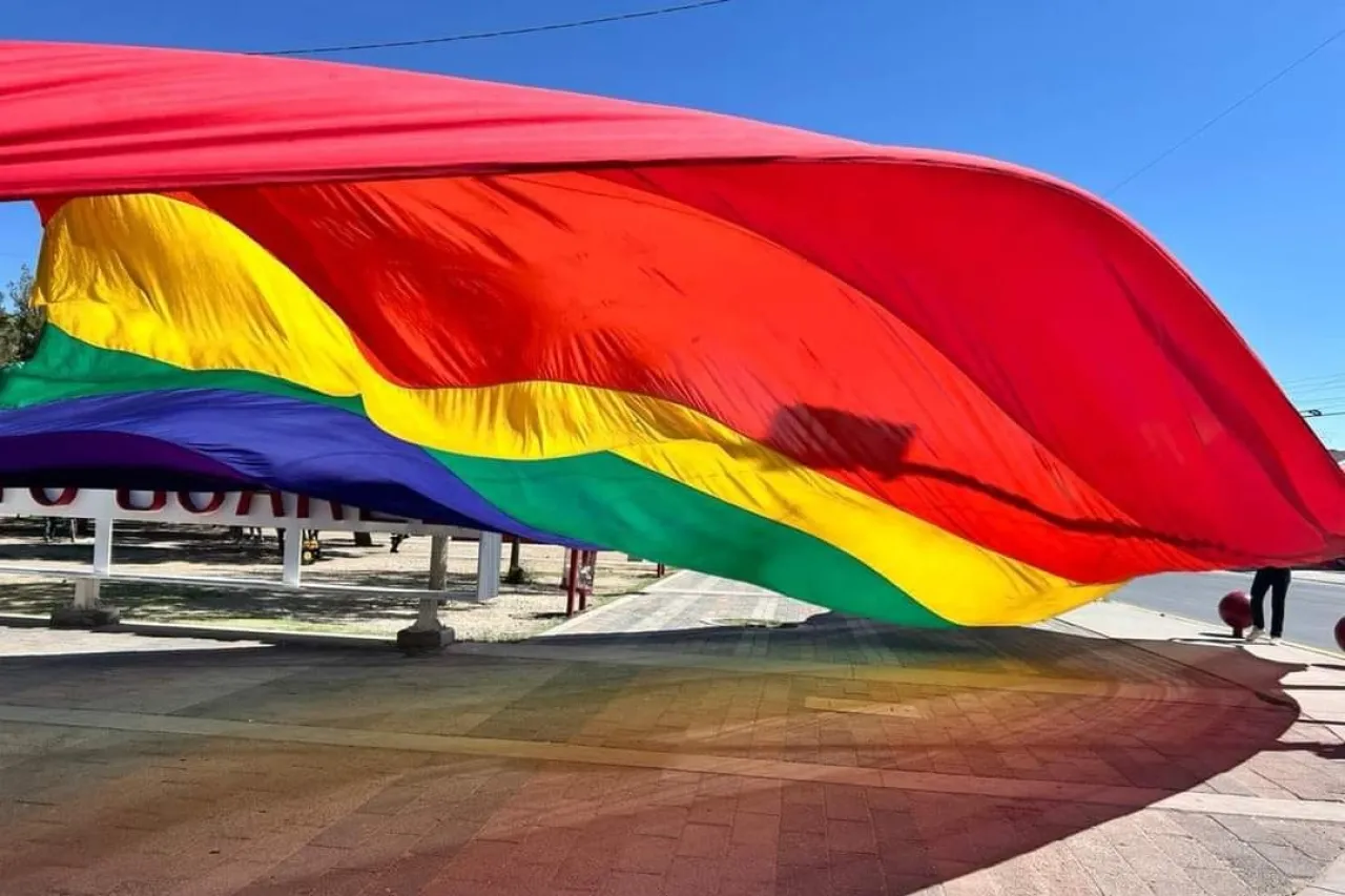 Harán caminata ‘Con Orgullo’ para ver el atardecer