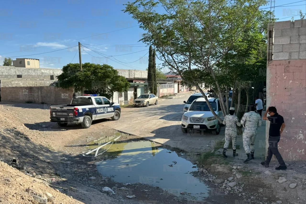 Hallan cuerpo en tapia de la colonia Azteca