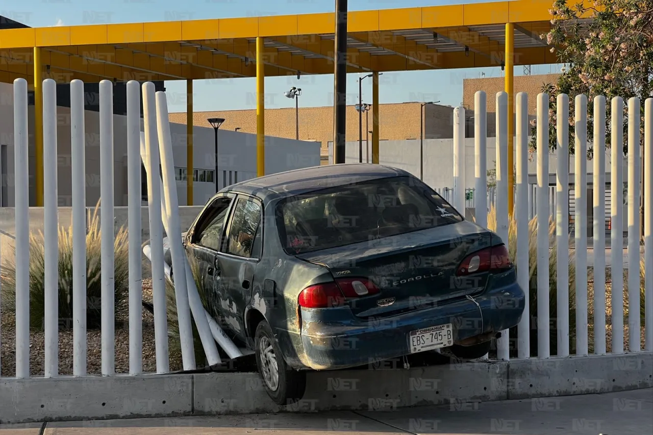 Le pega rutero de maquila y lo avienta contra barandal