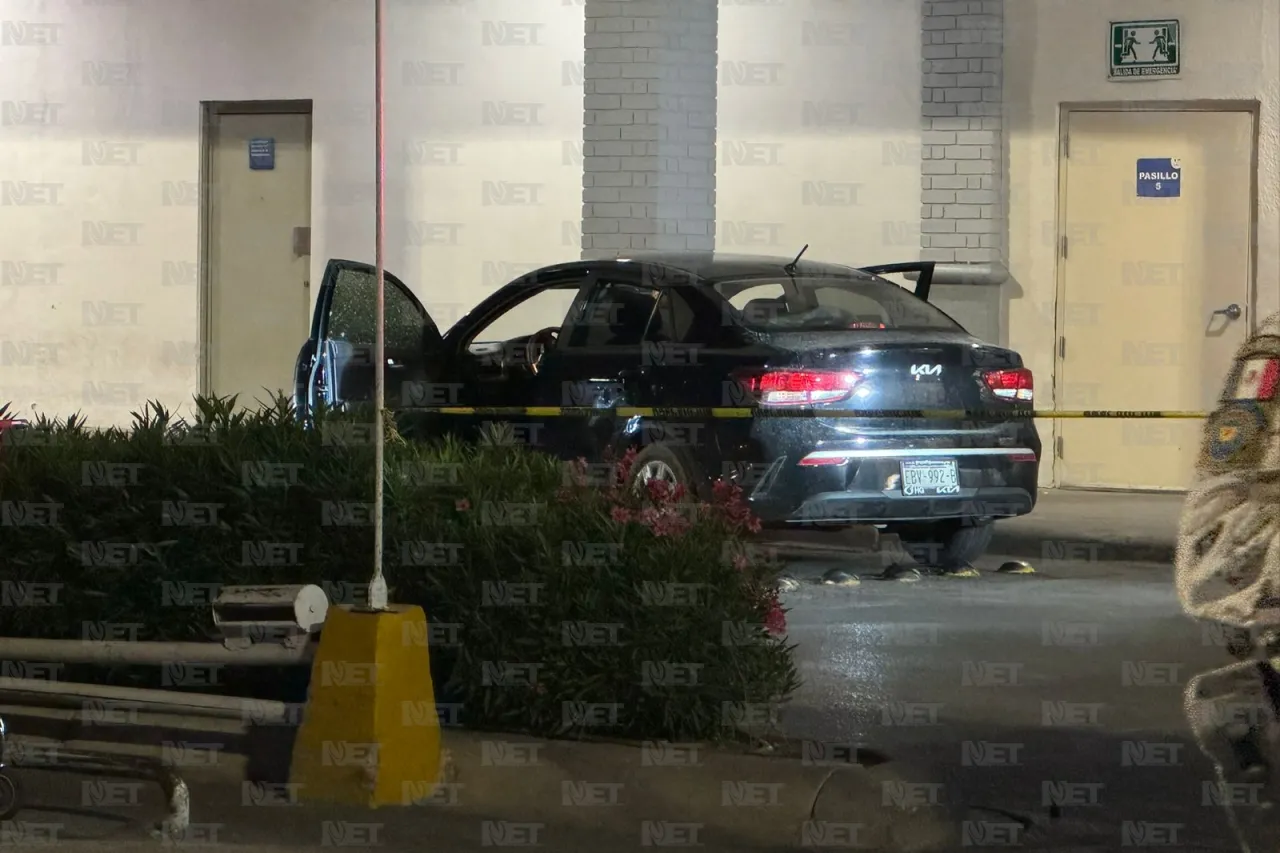 Ataque en centro comercial dejó a una mujer muerta y una herida