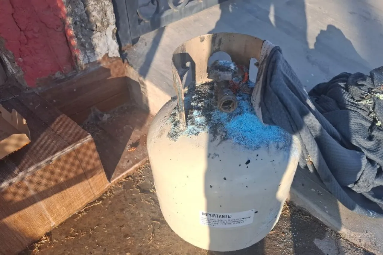 Explosión de tanque deja una lesionada en colonia Frontera