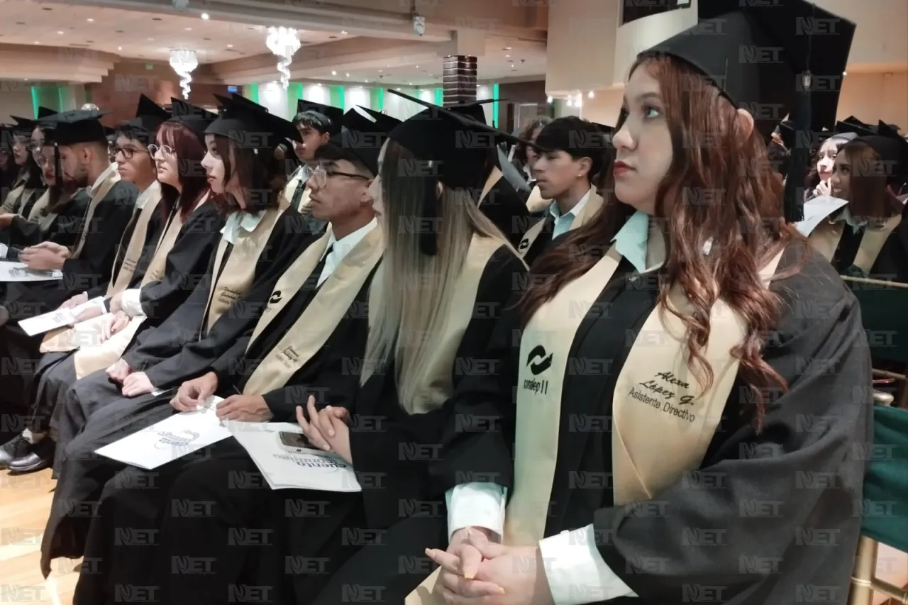 Se gradúan 500 estudiantes del Conalep II en Juárez
