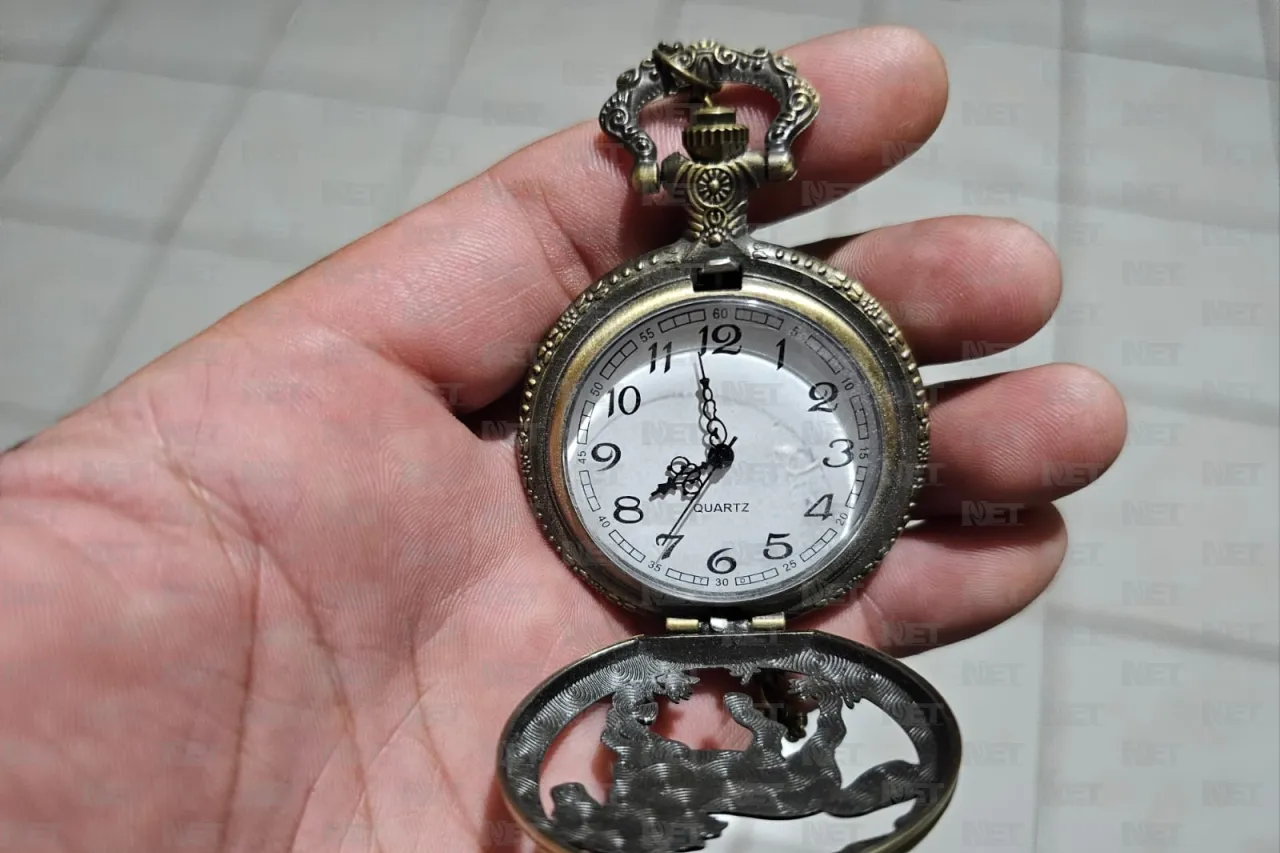 ¿Adelantar o atrasar el reloj? Última semana de horario de verano