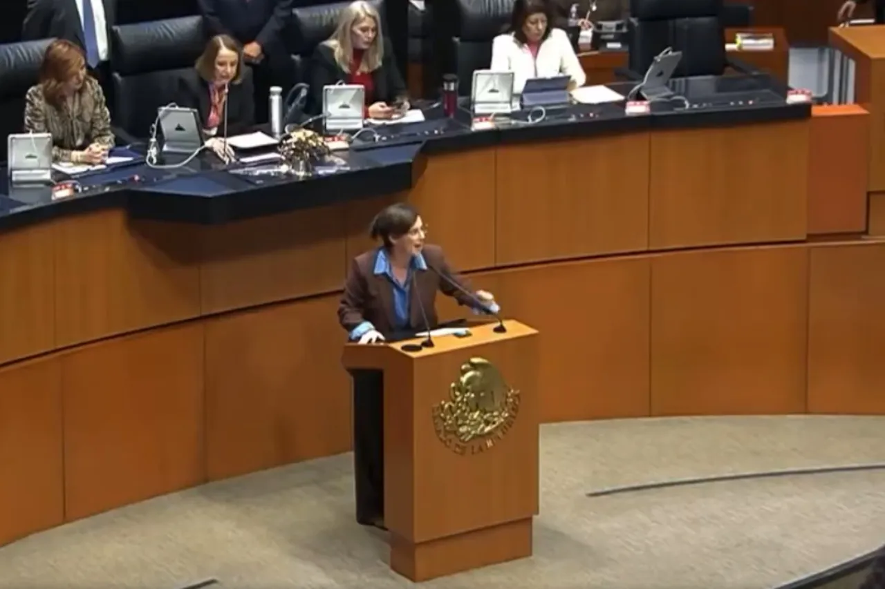 Lilly Téllez llama 'imbécil' a Noroña por no llorar muerte de Carlos Manzo