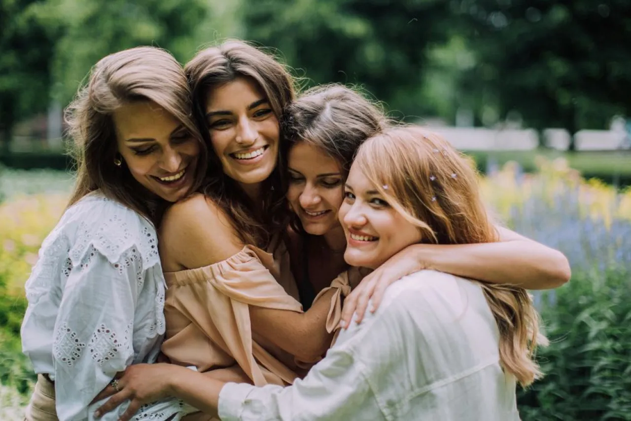 Un abrazo que une: hoy se celebra el Día Mundial del Abrazo en Familia