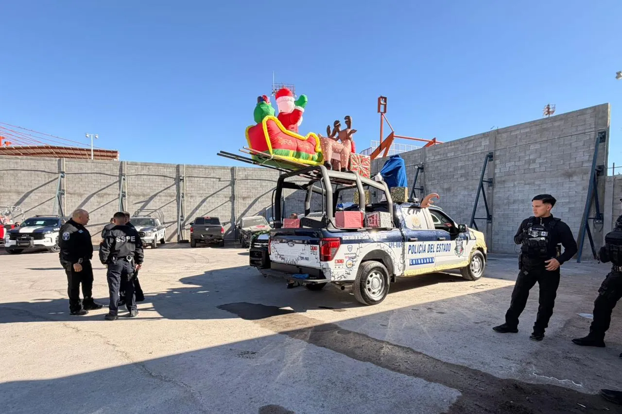 Hace SSPE caravana navideña para dar regalos