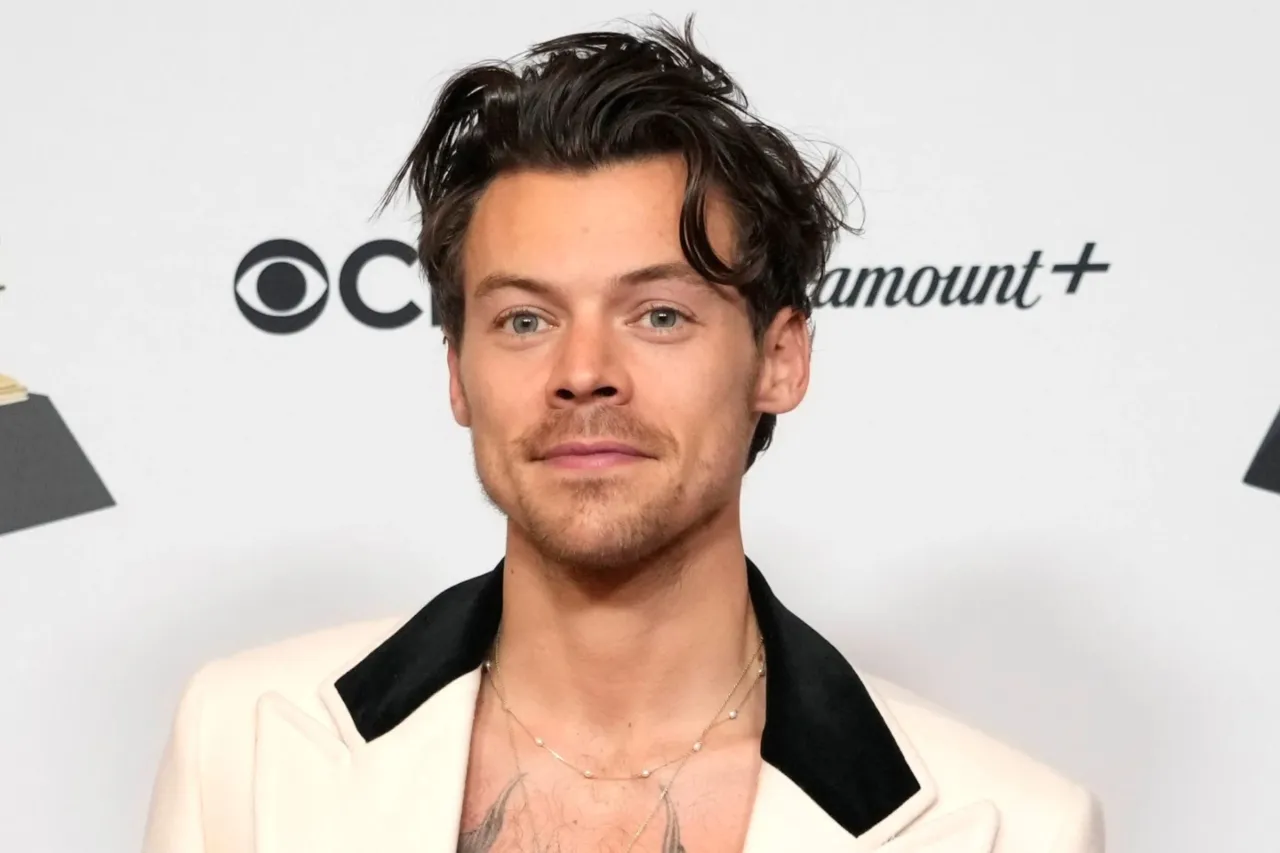Harry Styles anuncia su álbum 'Kiss All the Time. Disco, Occasionally'