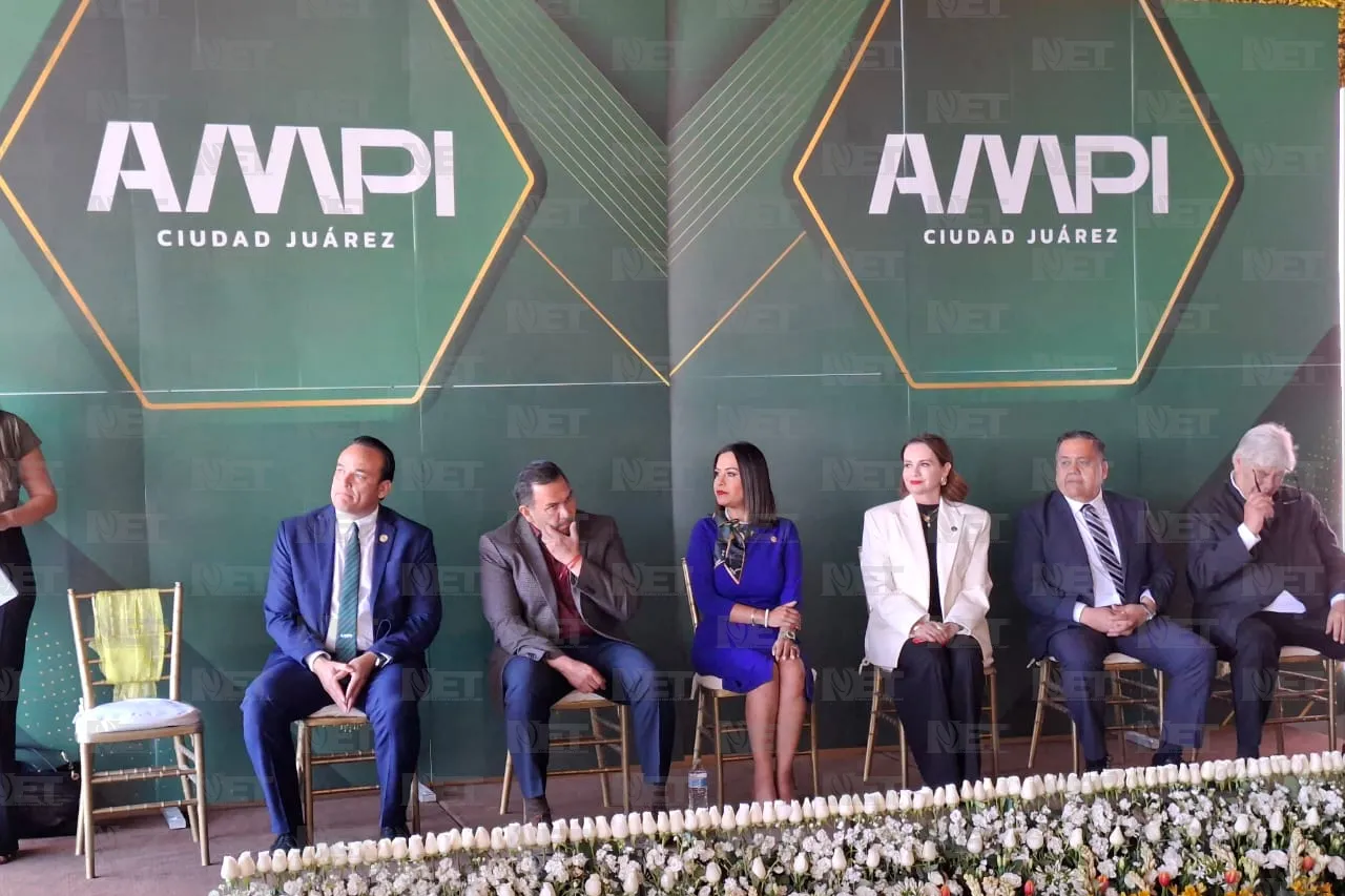 Rinde protesta Ángela Zavala como presidenta de AMPI Juárez